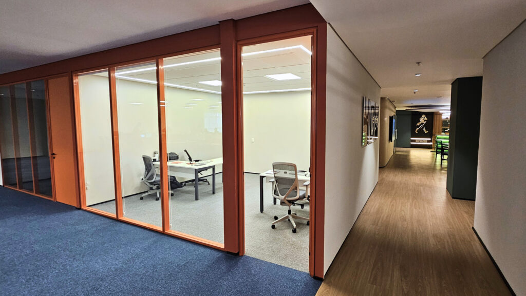 Projeto de Interiores: Mundial Logistics - TM2